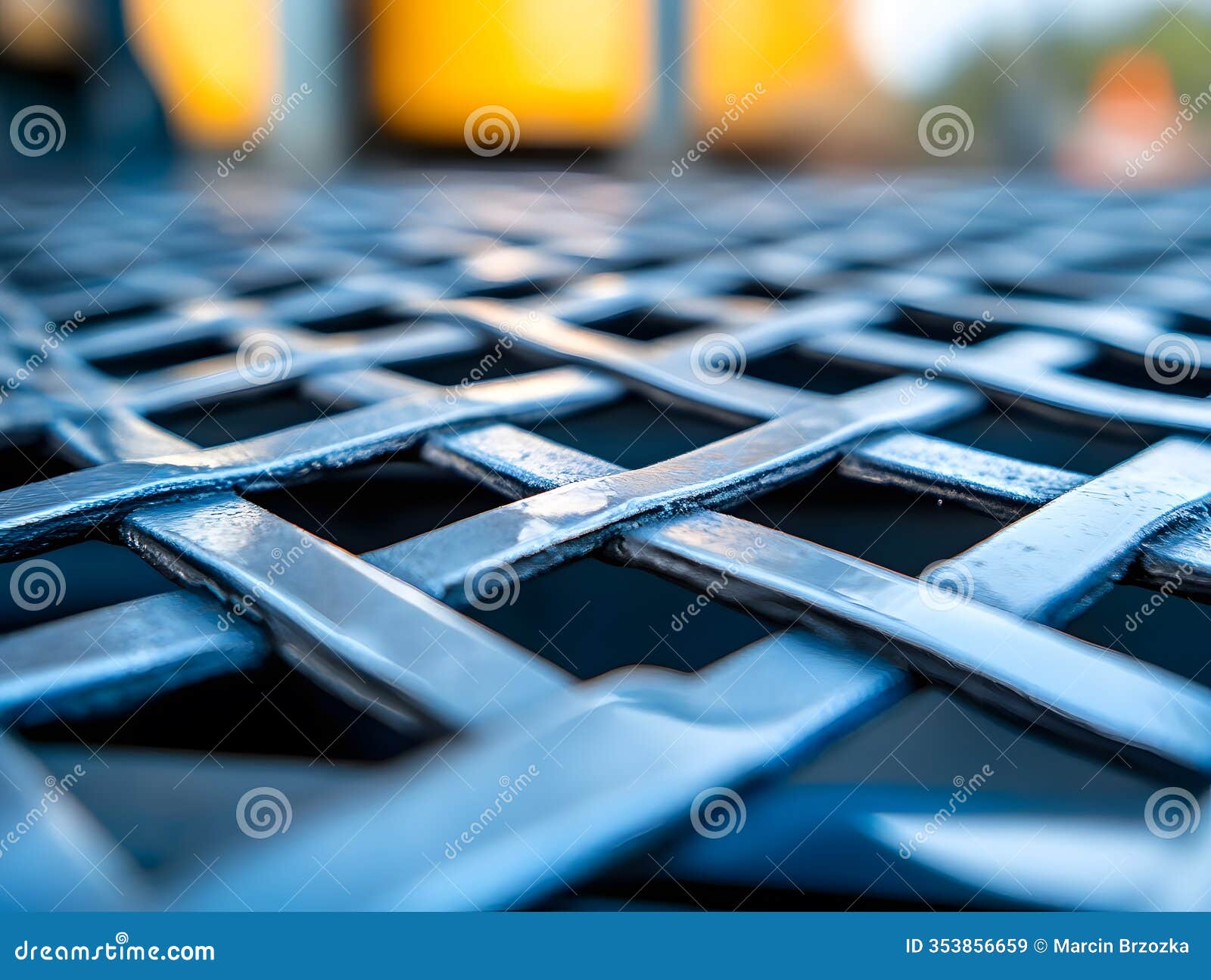 "Metal Mesh Structure: a Geometric Pattern of Strength and Precision ...