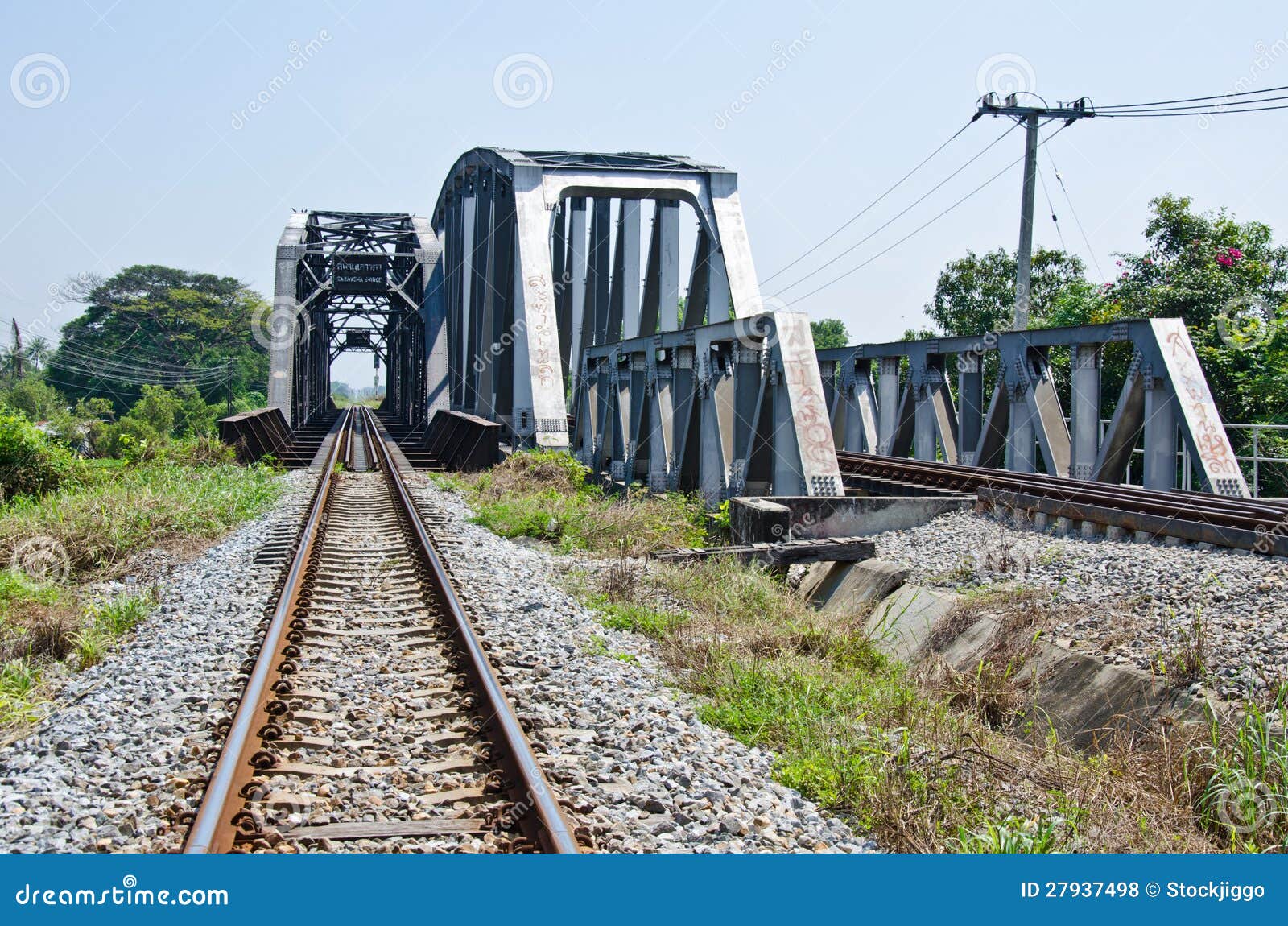 Metal rail road bridge stock photo. Image of outdoor - 27937498