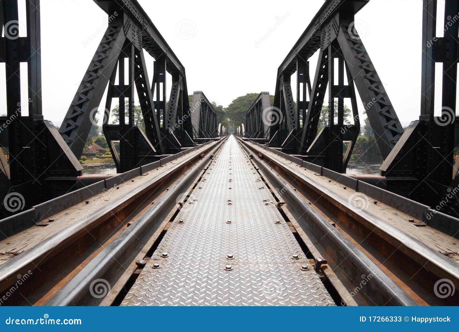 Metal railway bridge stock image. Image of train, tunnel - 17266333