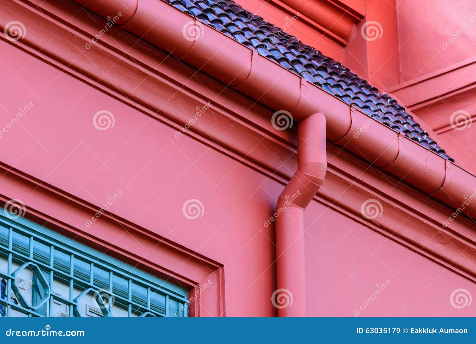 Metal Roof Gutter in Red Color Stock Image - Image of eaves, steel ...