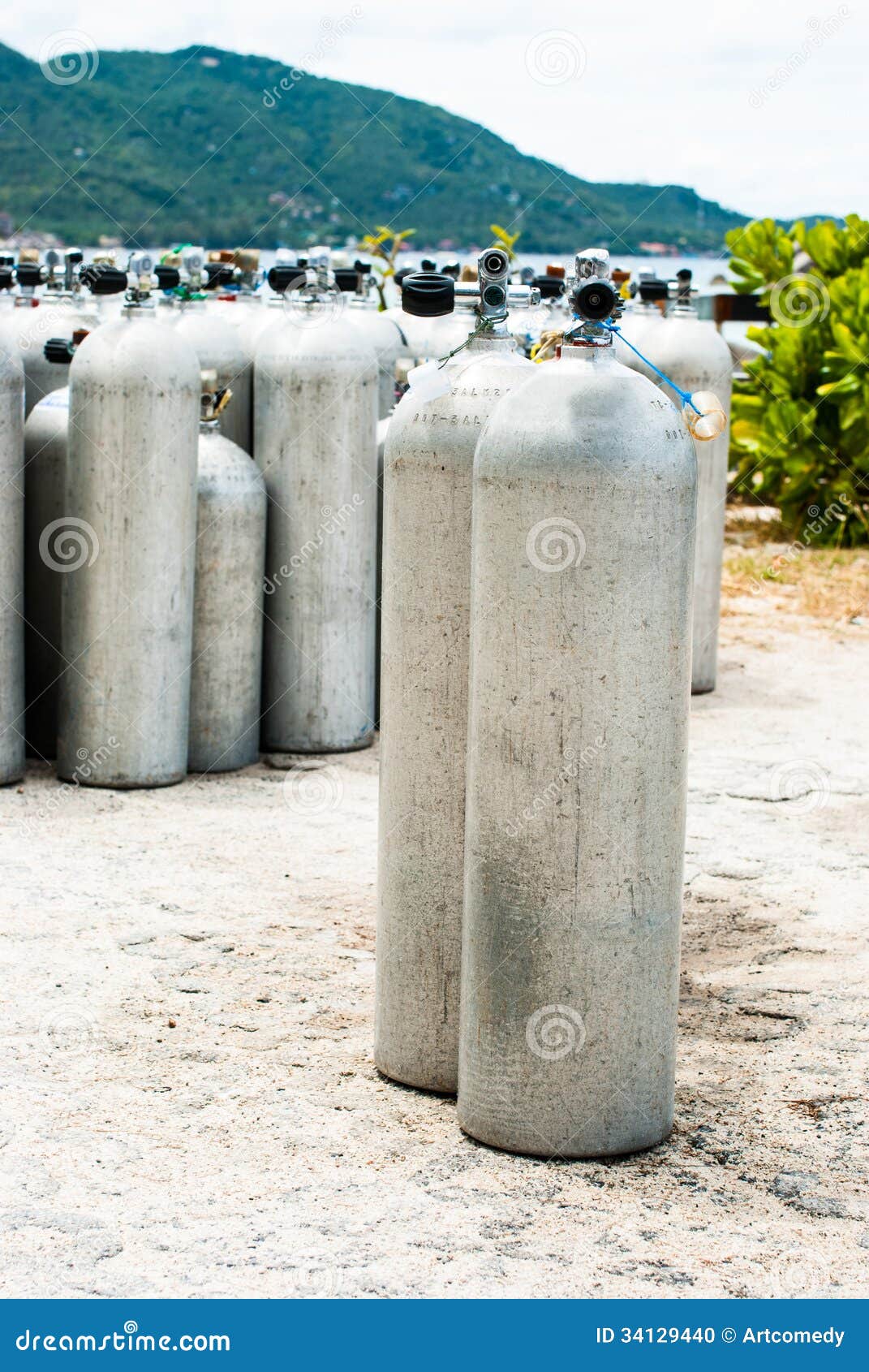 Metal Scuba Diving Oxygen Tanks Stock Photo - Image of pressure, steel ...