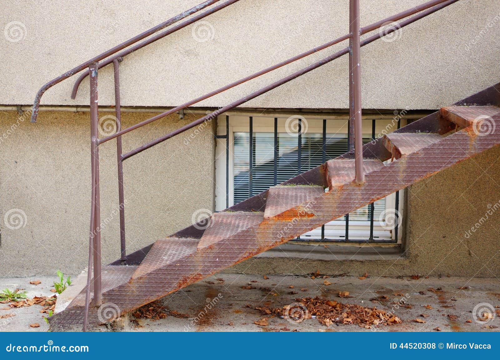 Old Metal Stairs For Sale at Tom Witcher blog