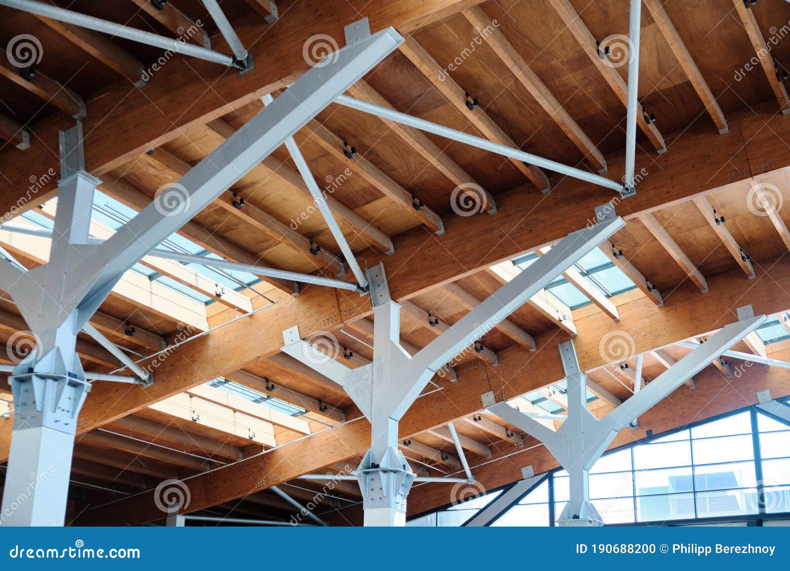 Metal Supporting Structures of the Truss Ceiling Stock Photo - Image of ...