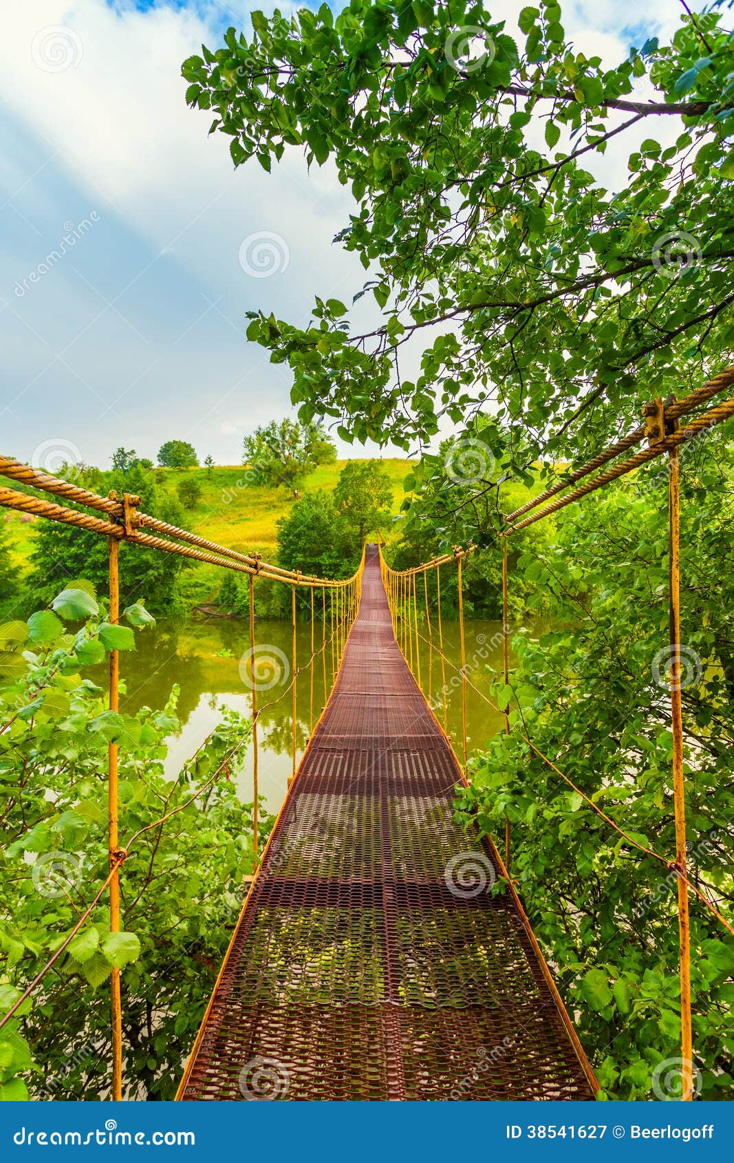 Metal suspension bridge stock image. Image of long, bridge - 38541627