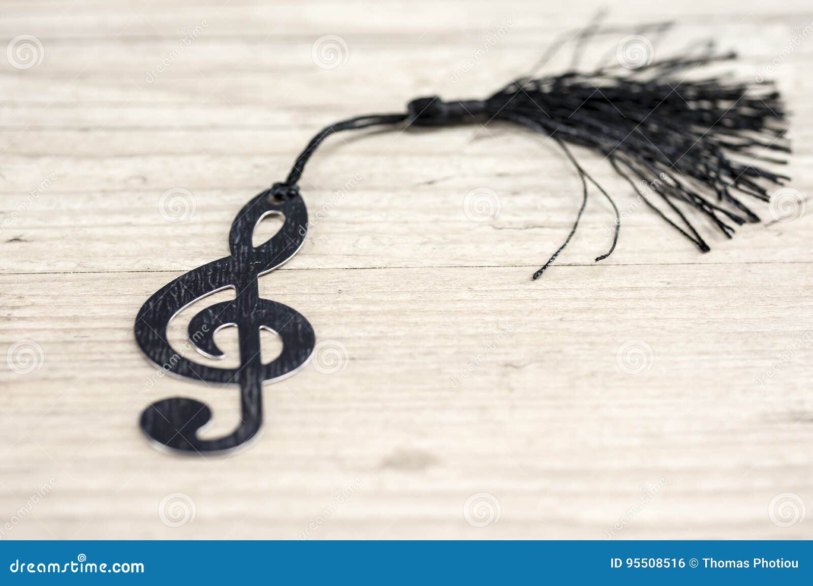 Metal treble clef stock photo. Image of gold, treble - 95508516