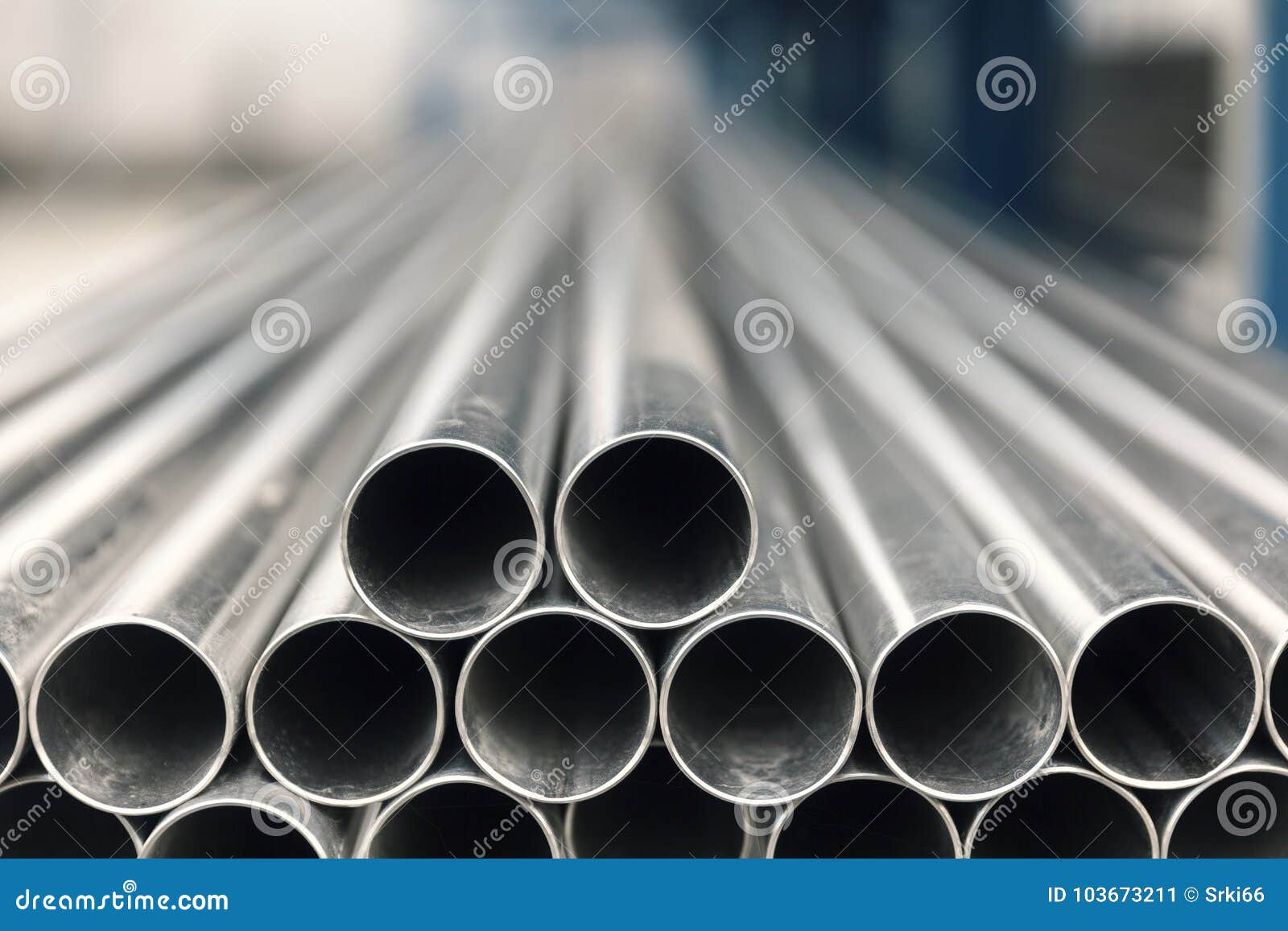 Metall-inox Rohr Auf Stapel Stockbild - Bild von nichtrostend ...