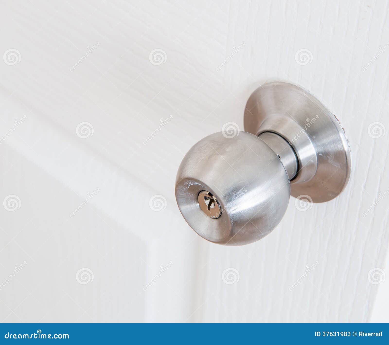 Metallic Knob on White Door Stock Image - Image of pick, house: 37631983