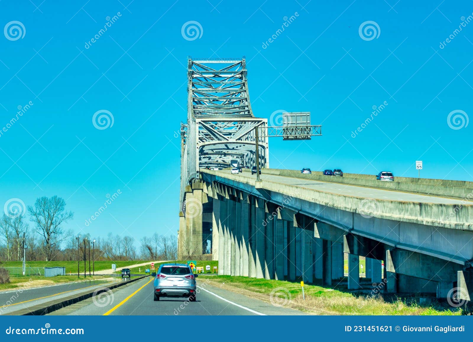 Metallic Long Bridge of Louisiana. Gramercy Bridge Stock Image - Image ...