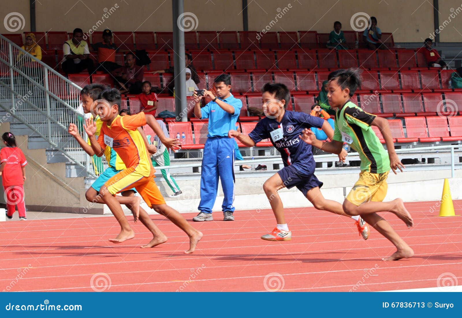 100 meter run editorial stock photo. Image of indonesia - 67836713