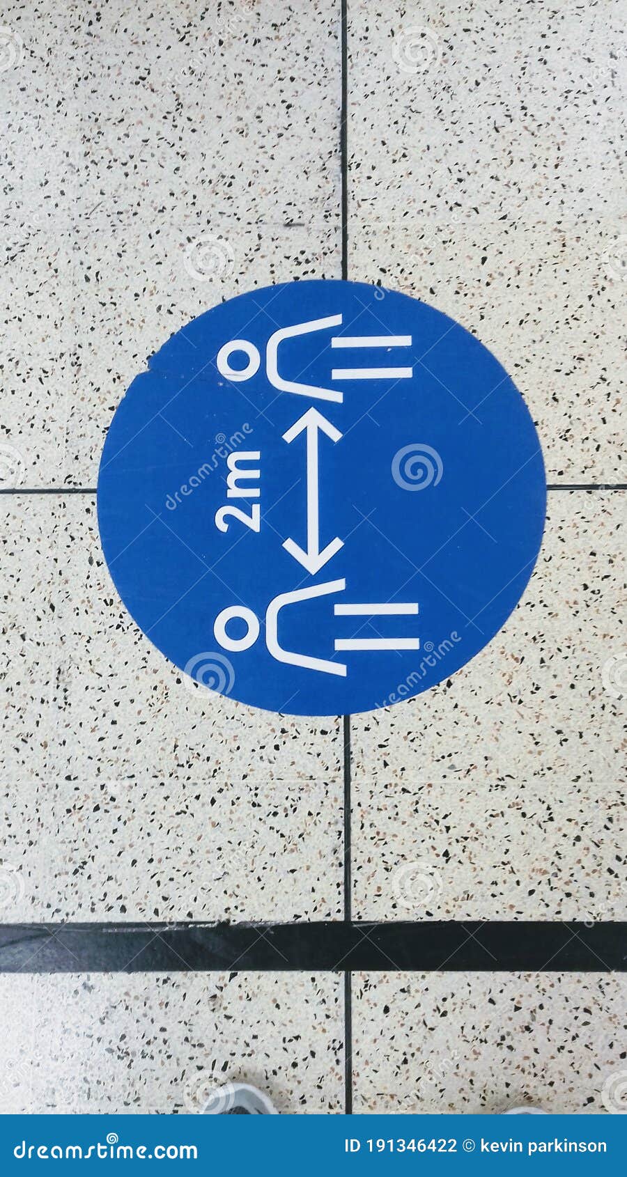 2 Meter Sign London England U.k Stock Photo - Image of circle, england ...