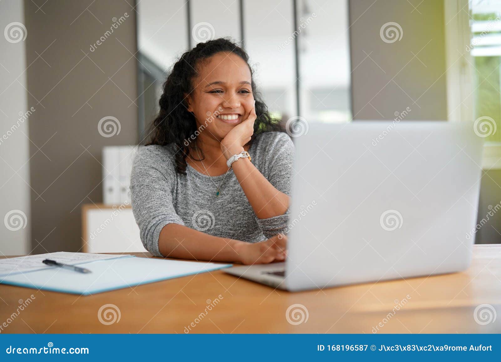 Metis Woman Working at the Office Stock Image - Image of alone, single ...