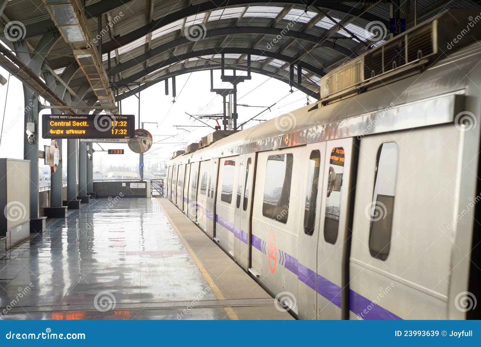 Metro editorial stock image. Image of public, reflection - 23993639