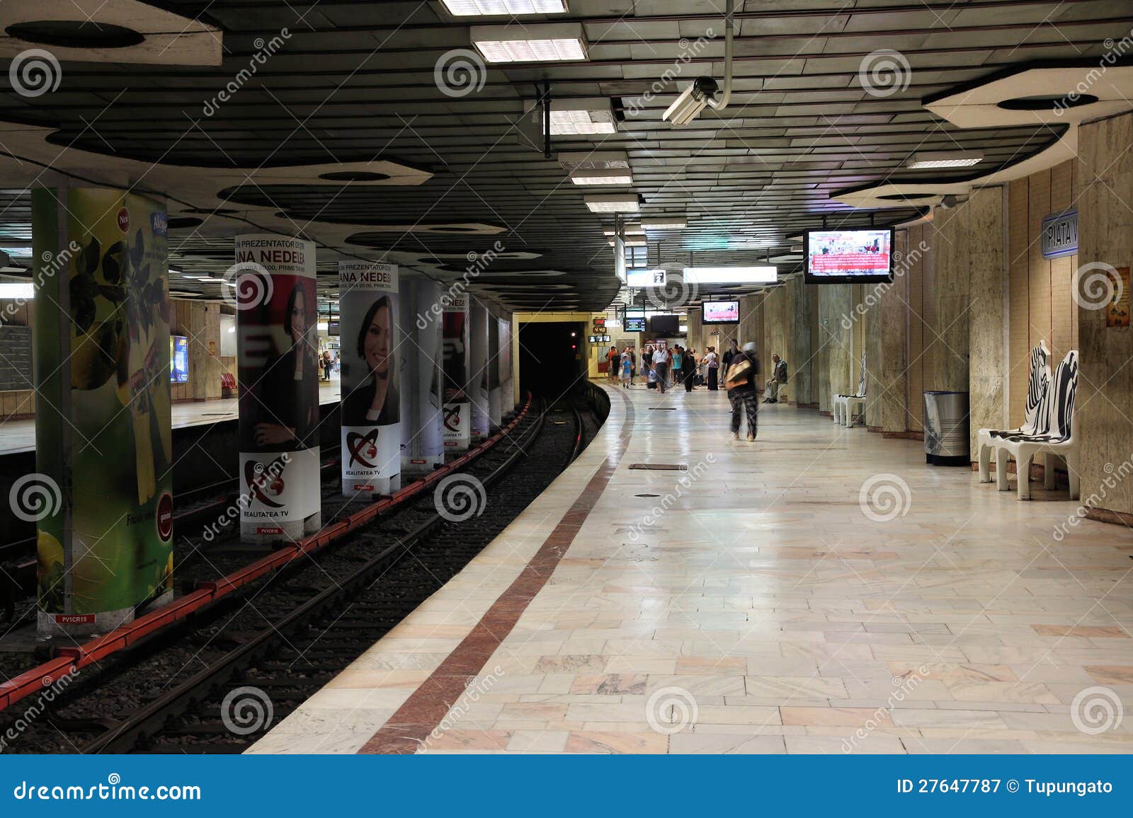 Metro de Bucarest fotografía editorial. Imagen de carril - 27647787