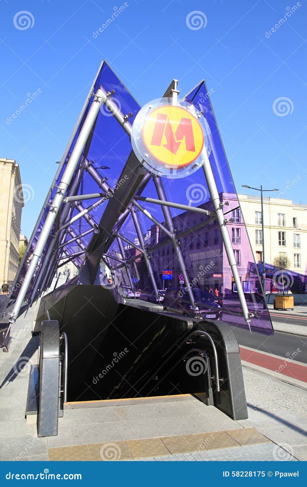 Metro de Varsovia imagen editorial. Imagen de muestra - 58228175