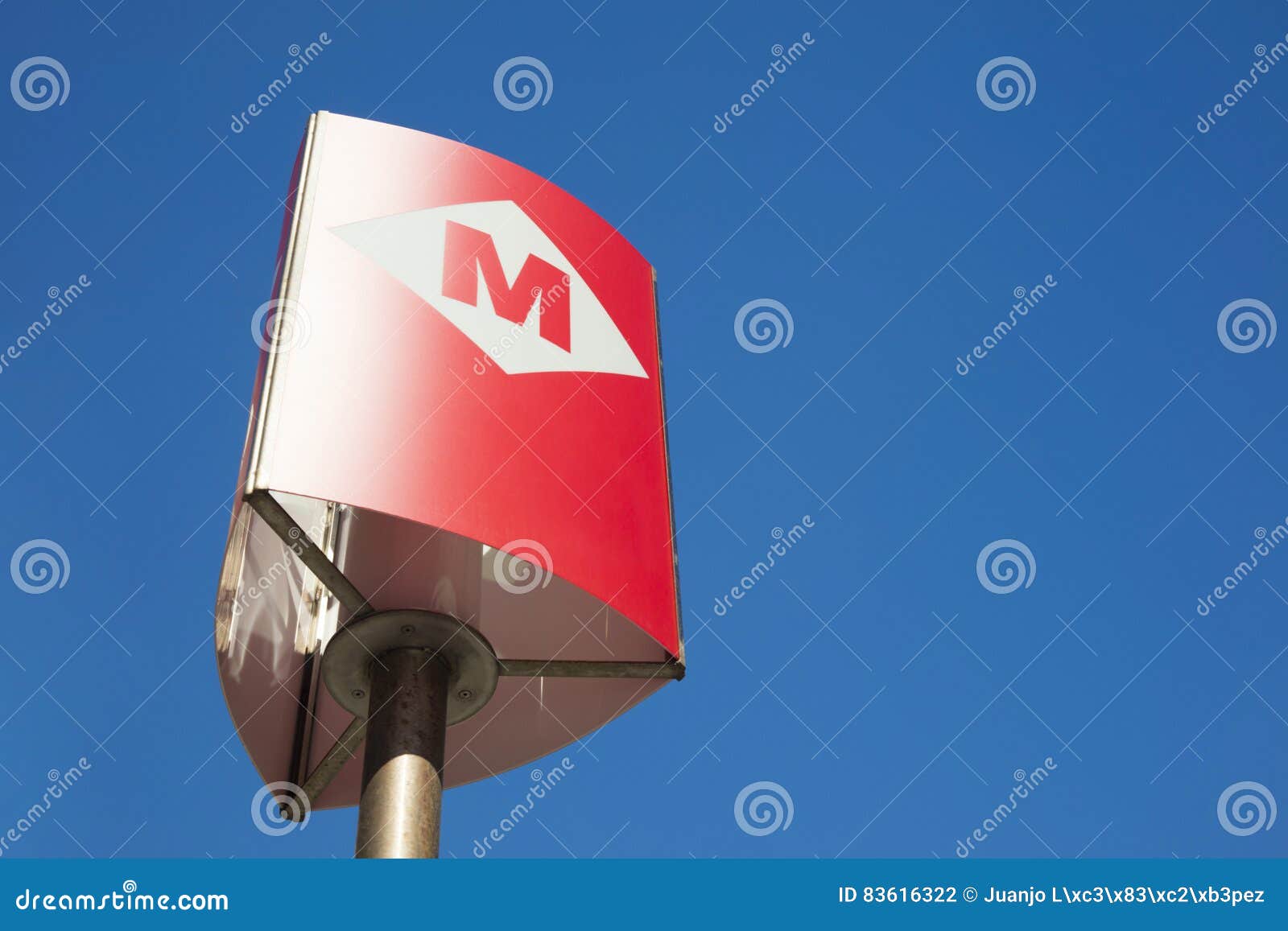 Metro Entrance Sign in Barcelona Editorial Photography - Image of ...
