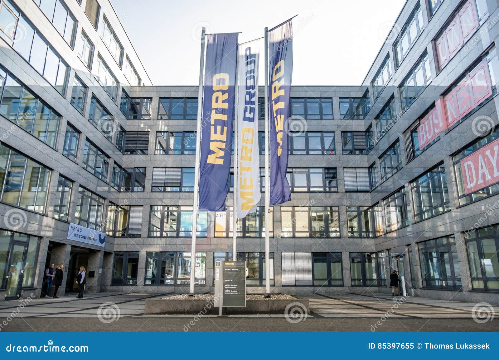 Metro Headquarter Building in Duesseldorf Editorial Image - Image of ...