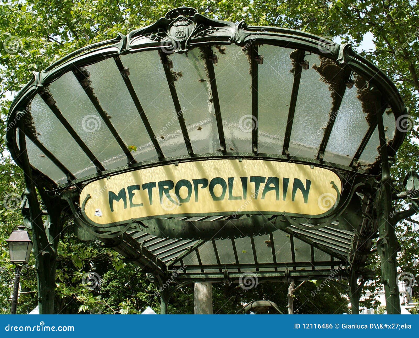 Metro Paris editorial photo. Image of subway, transport - 12116486