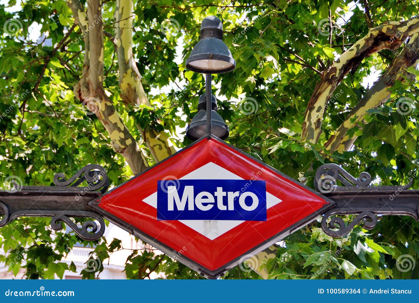 Metro sign Madrid, Spain editorial stock image. Image of station ...