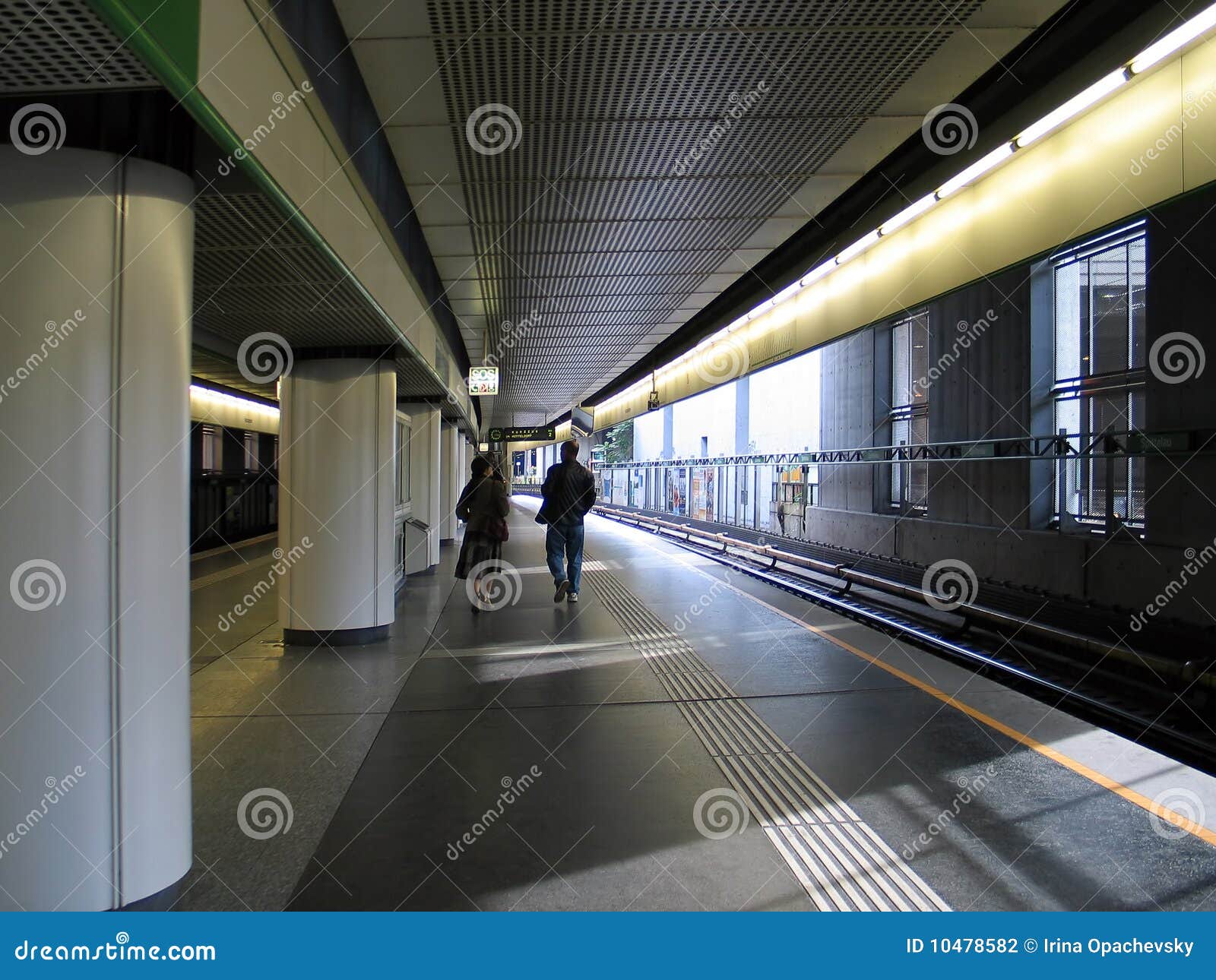 Metro station platform stock photo. Image of train, station - 10478582