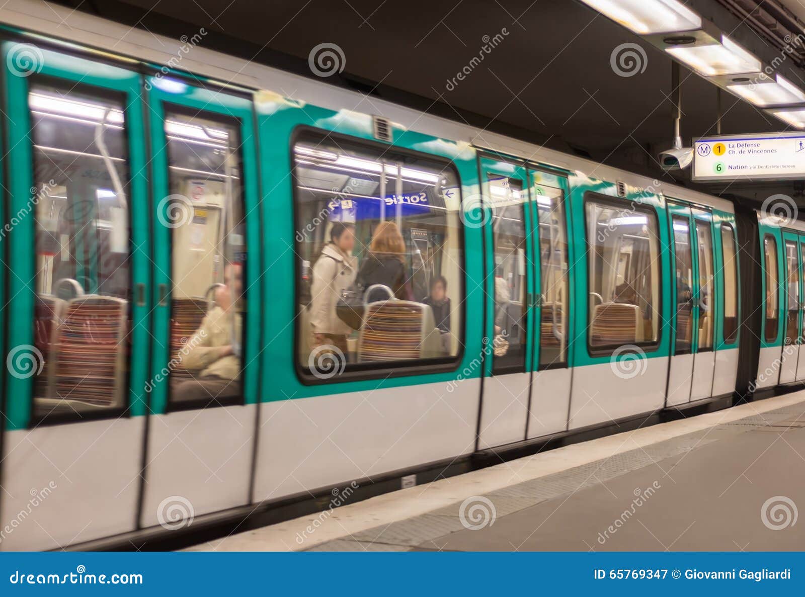 Metro Train in a Paris Station, France Stock Image - Image of speed ...