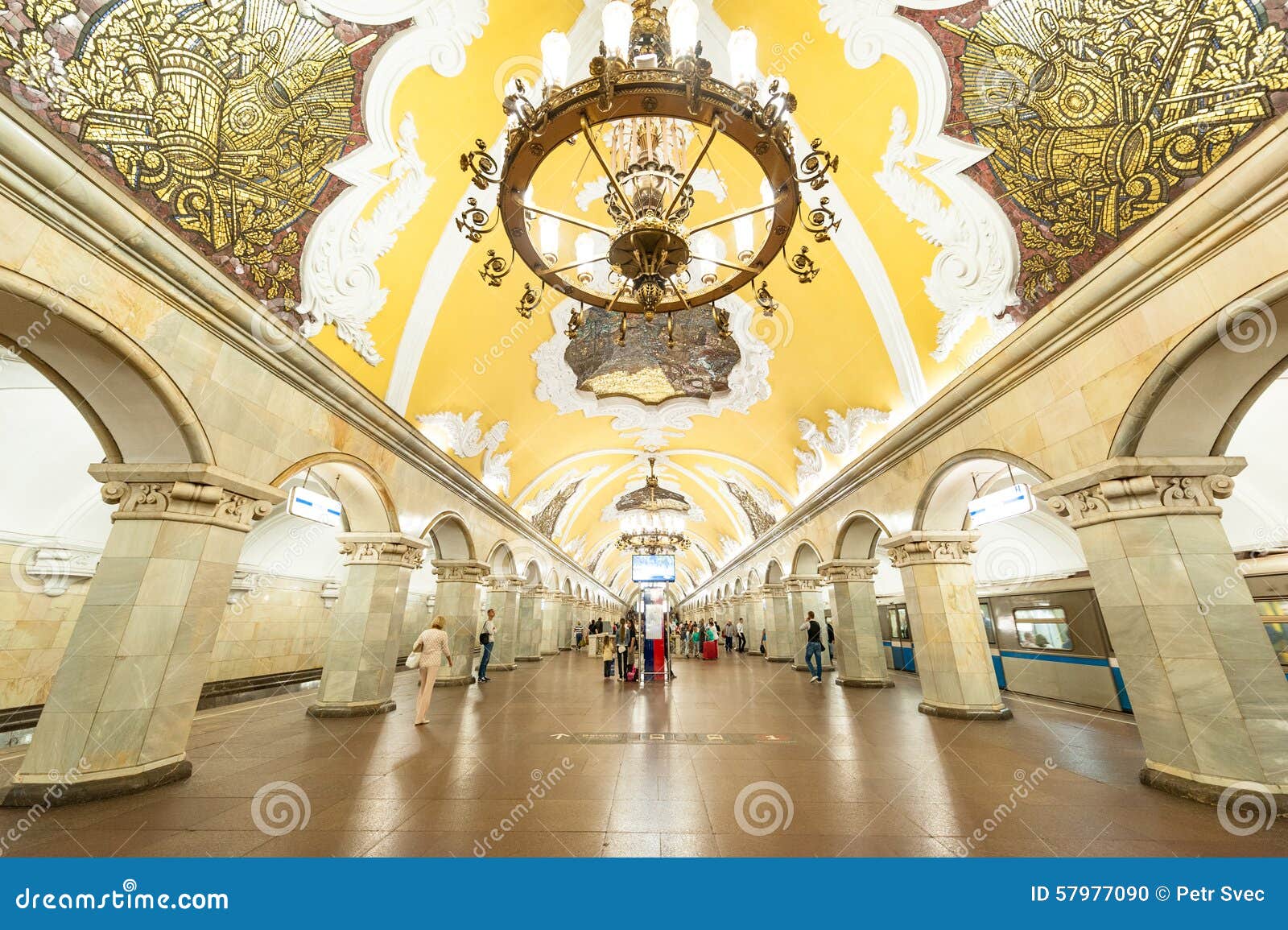 Metro van Moskou redactionele afbeelding. Image of historisch - 57977090