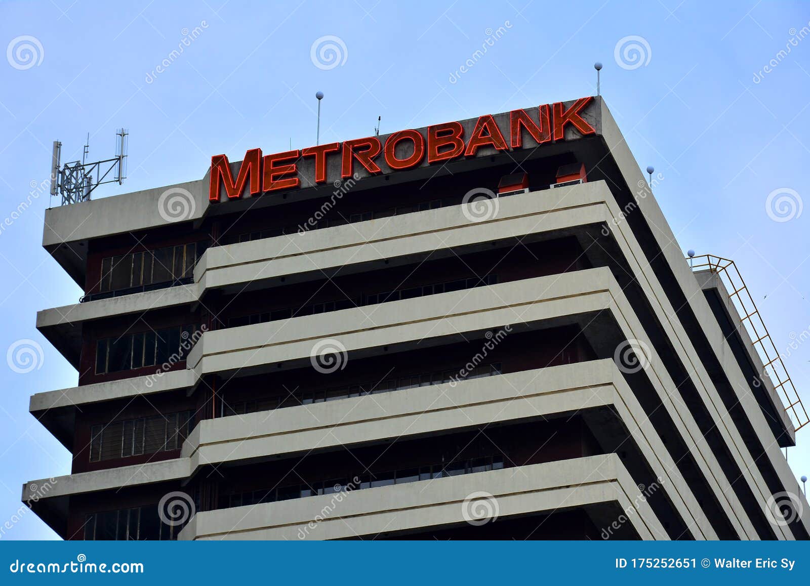 Metrobank Facade In Manila, Philippines Editorial Photo | CartoonDealer ...