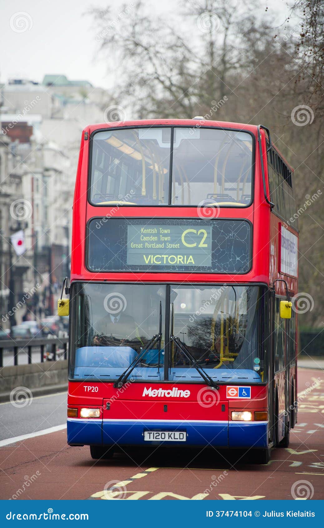 Metroline Company Bus in London Editorial Stock Image - Image of ...