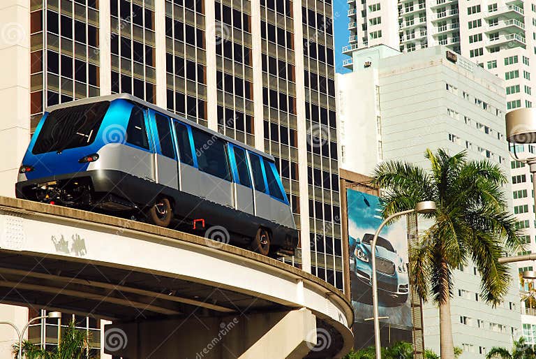 The Metromover editorial stock image. Image of dade, america - 83913014