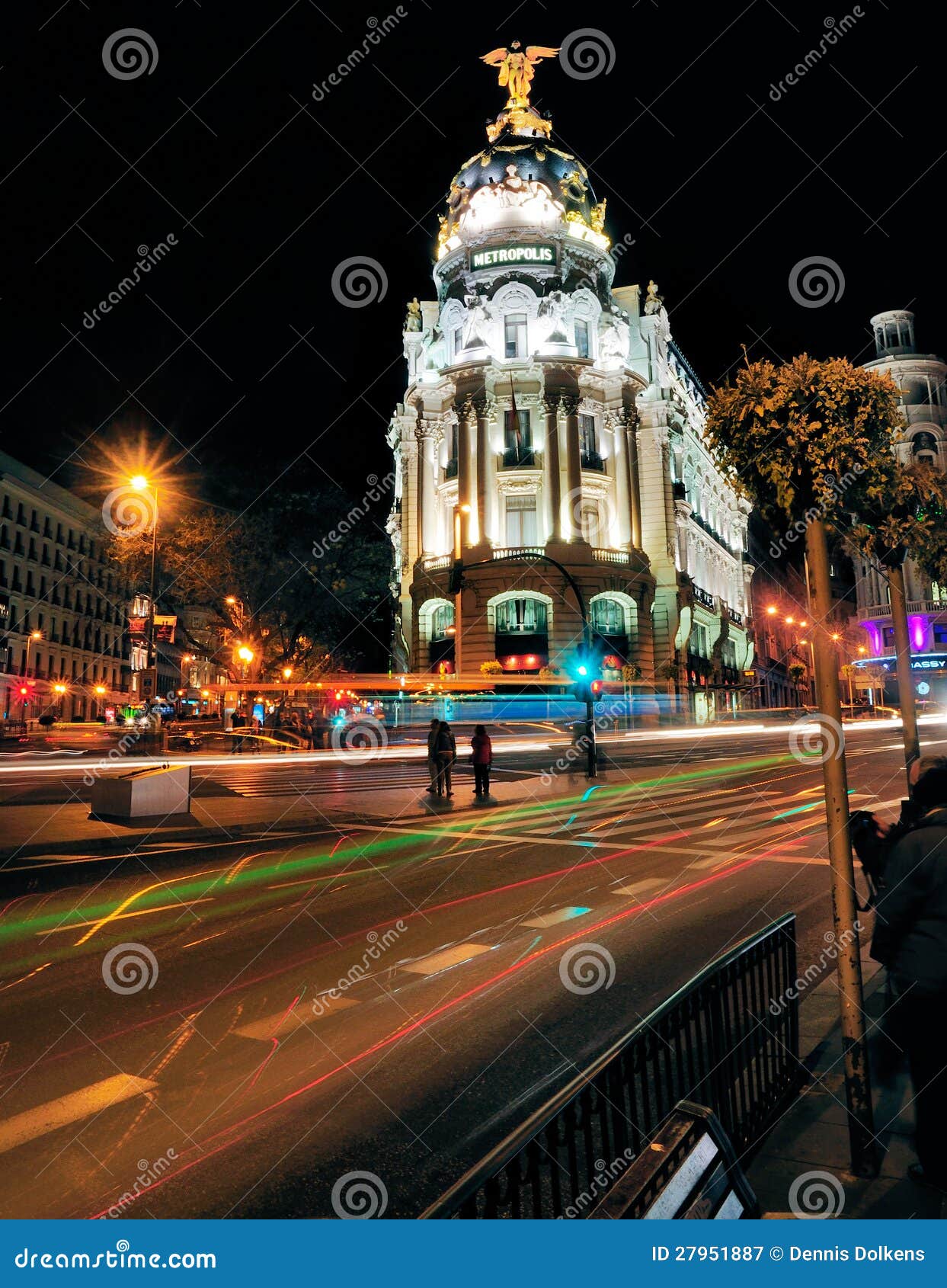 Metropolis Building, Madrid, Spain Editorial Photography - Image of ...