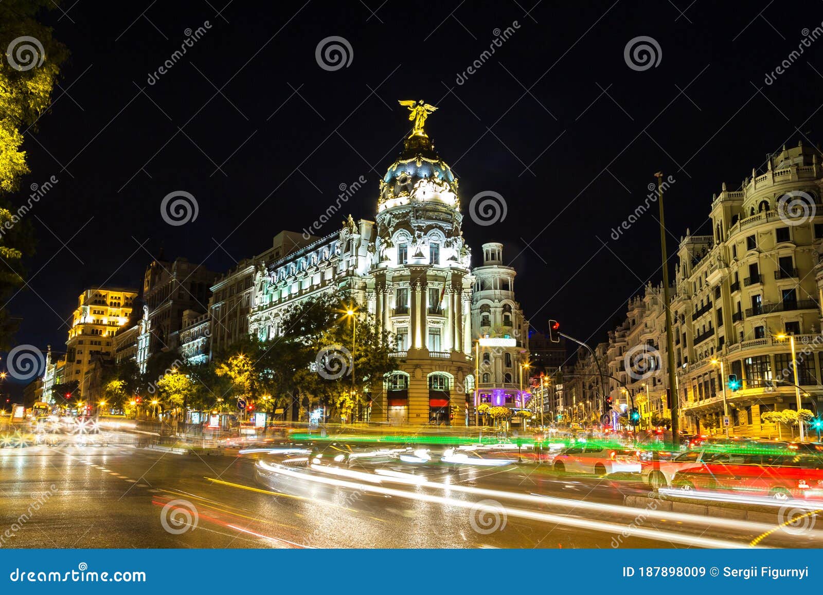 Metropolis hotel in Madrid stock image. Image of lights - 187898009