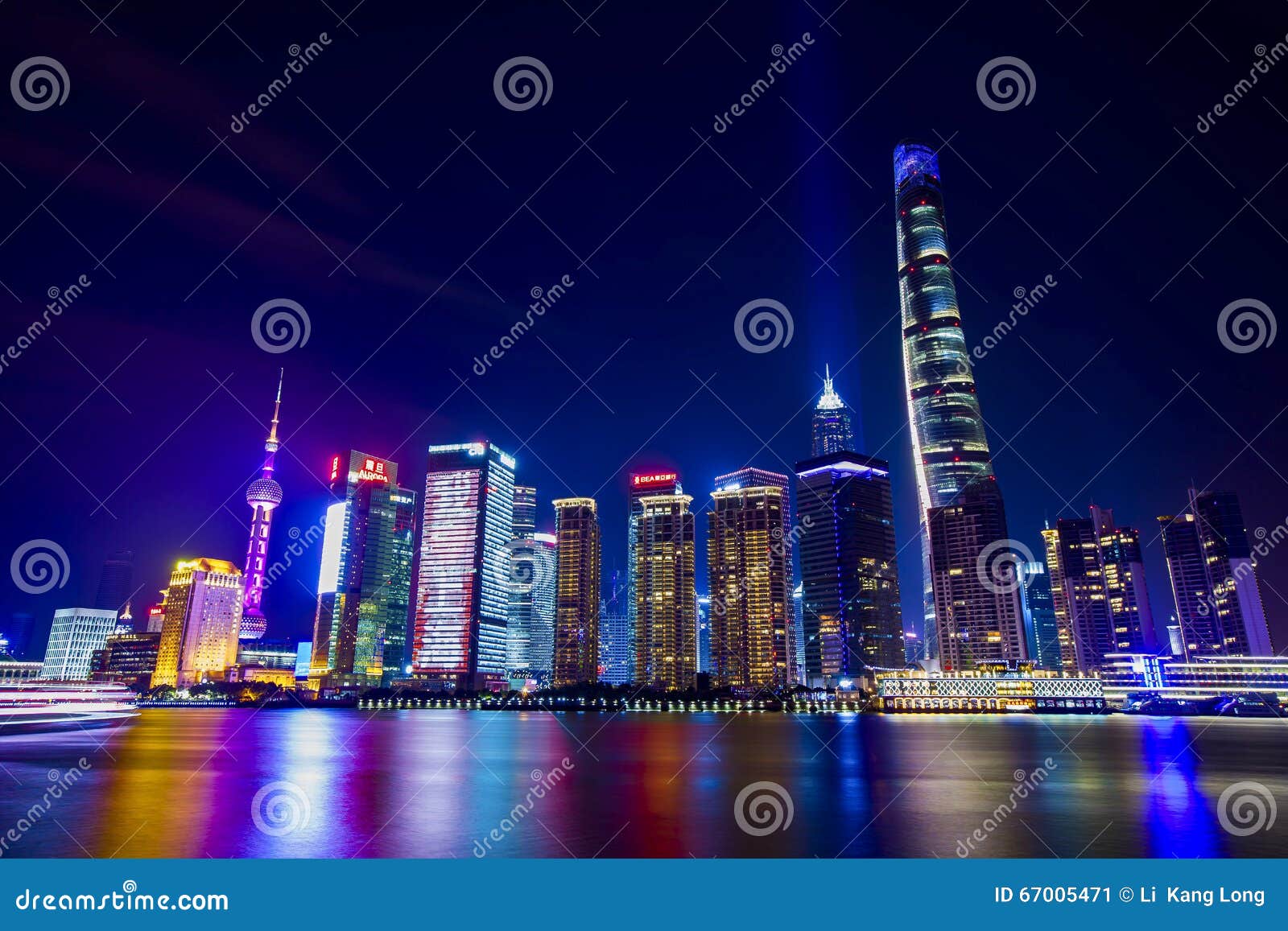 Metropolis Night editorial photo. Image of buildings - 67005471