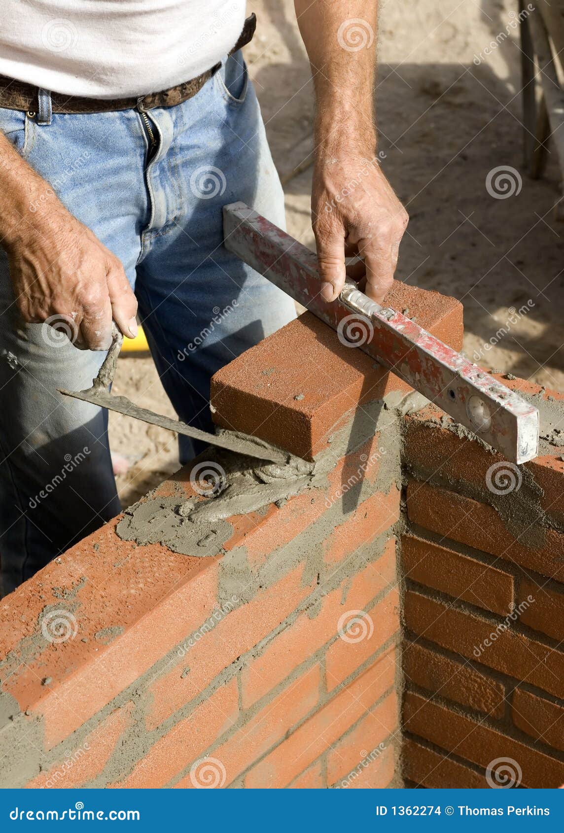 Metselaar stock foto. Image of bouwer, contractant, handel - 1362274