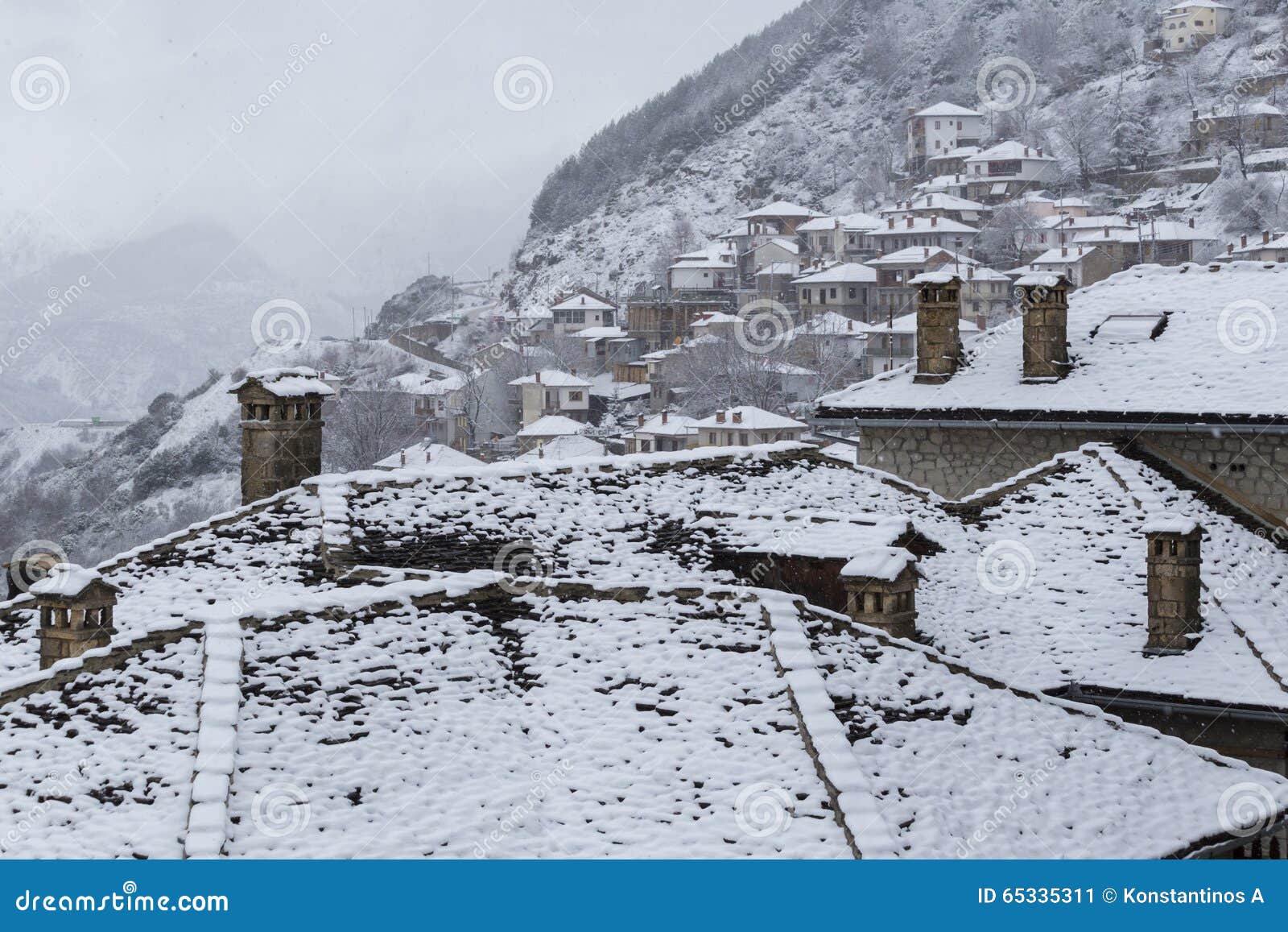 Metsovo Ioannina Grecia, Nevando Imagen de archivo - Imagen de exterior ...
