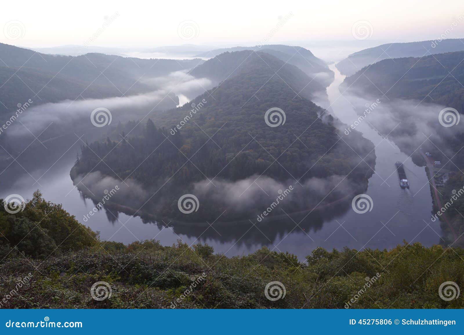 Mettlach - Saar Loop Bij Zonsopgang Stock Foto - Image of landschap ...