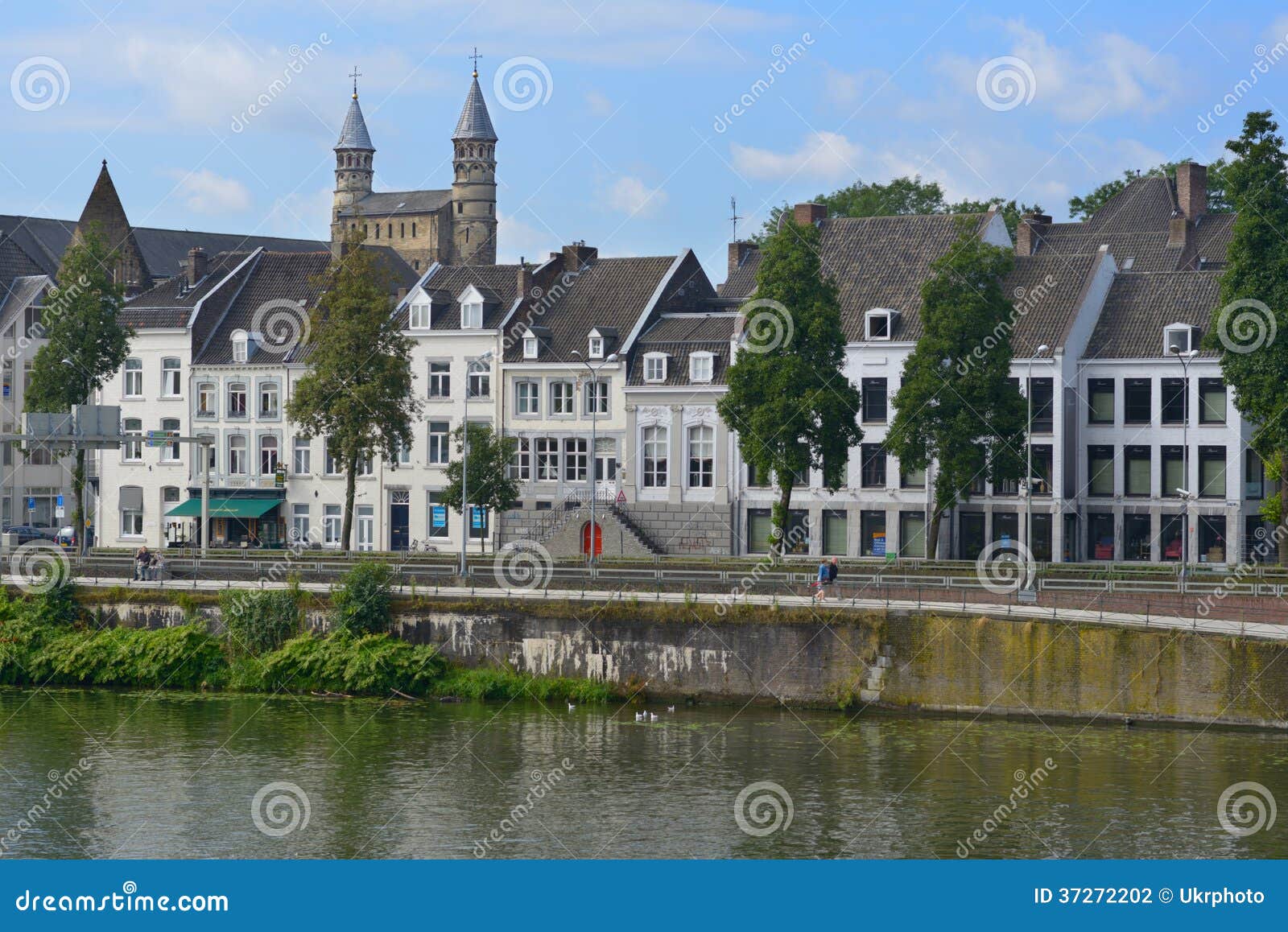 Meuse River in Maastricht, Netherlands Editorial Photography - Image of ...
