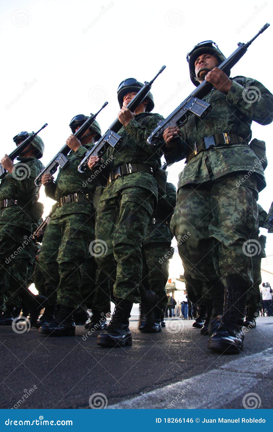 Mexican Army Soldiers during a Tour Editorial Photo - Image of green ...
