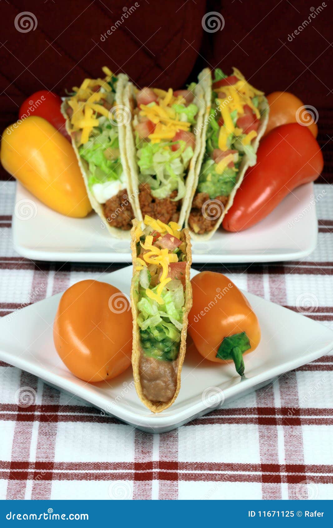 Mexican crunchy taco stock image. Image of gallo, organic - 11671125
