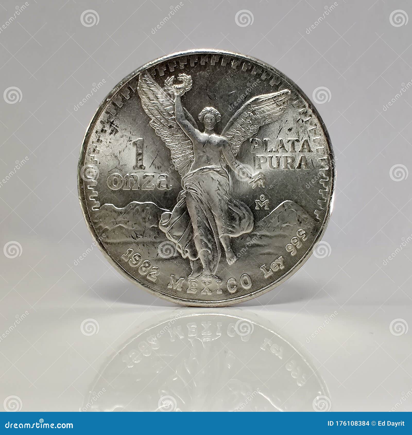 1982 Mexican Libertad, Obverse, Standing with Reflection Stock Photo ...