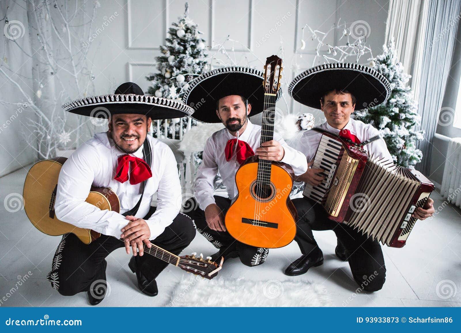Mexican musician mariachi stock image. Image of culture - 93933873