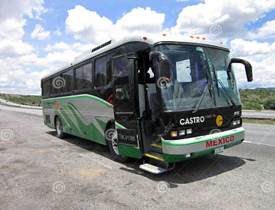 Mexican Tour Bus editorial image. Image of tour, super - 26165175