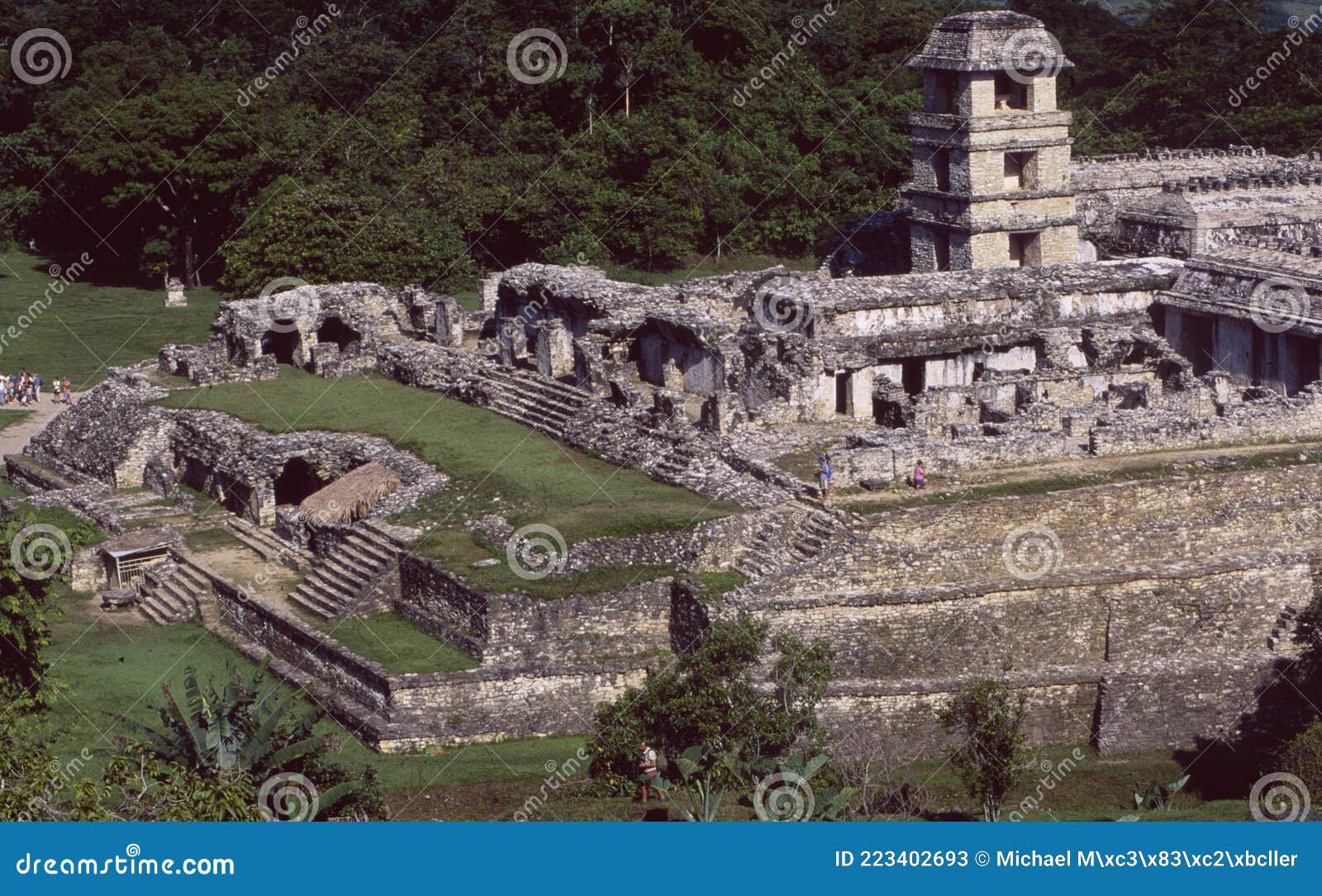 Maya Temples In Chichen-itza, Mexico Stock Photography | CartoonDealer ...