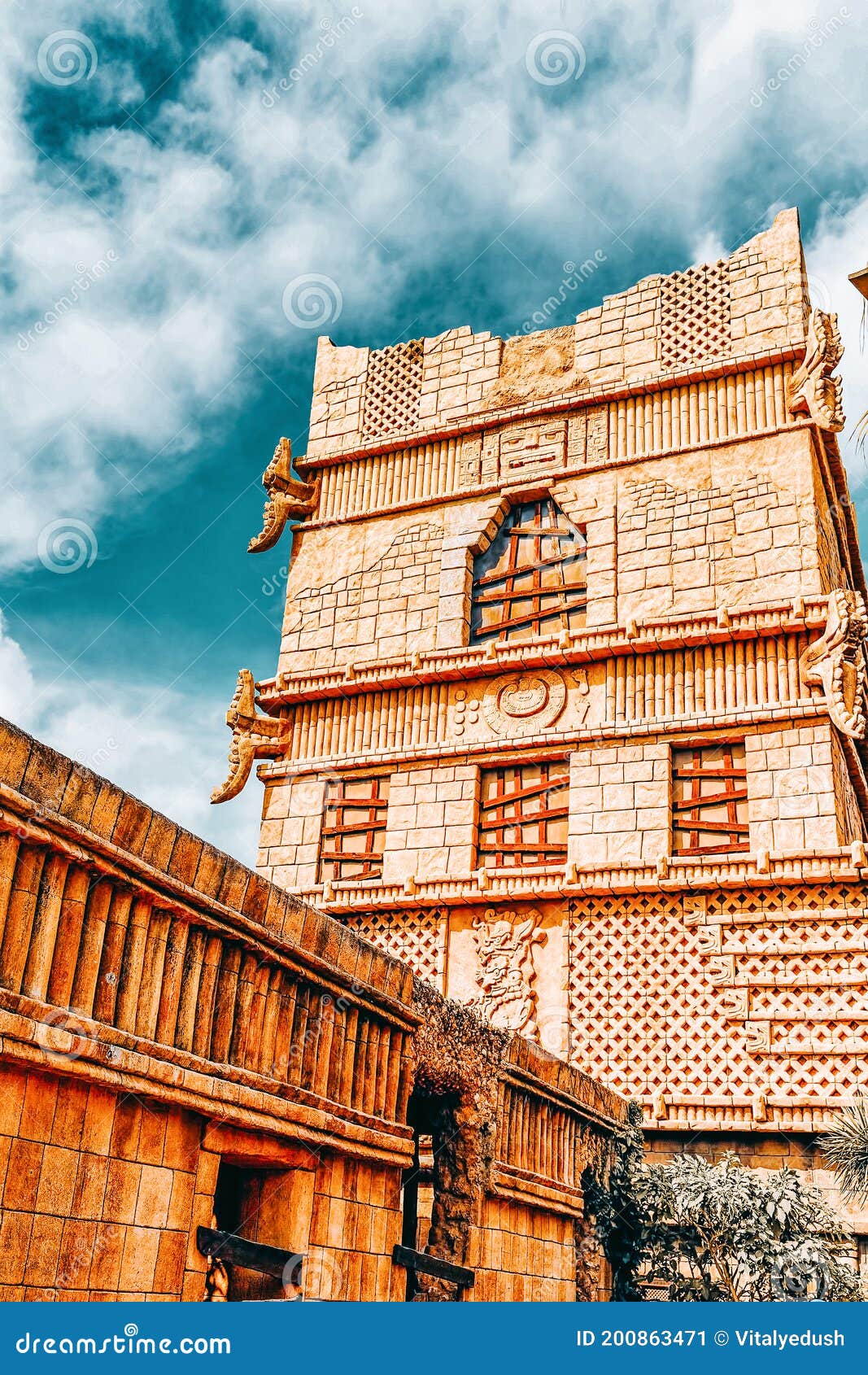 Mexico, Aztec Pyramids in the Jungle Stock Image - Image of blue, park ...