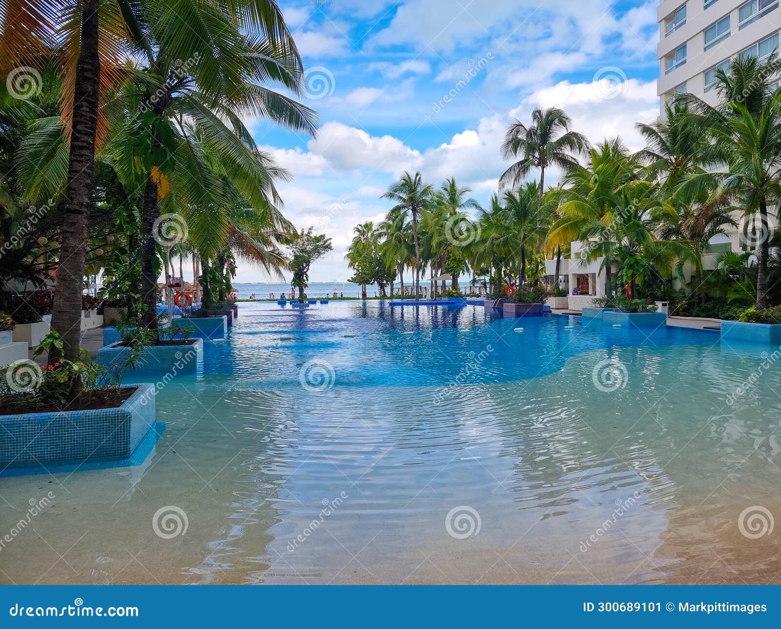 Mexico, Cancun, Infinity Pool in Front of the Beach Editorial Photo ...