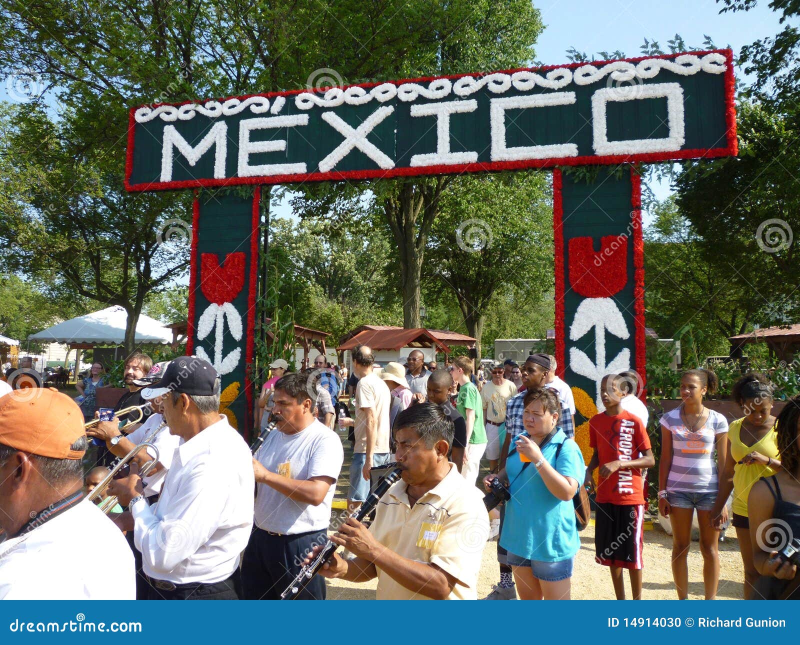 Mexico Exhibit Entrance editorial image. Image of mexico - 14914030