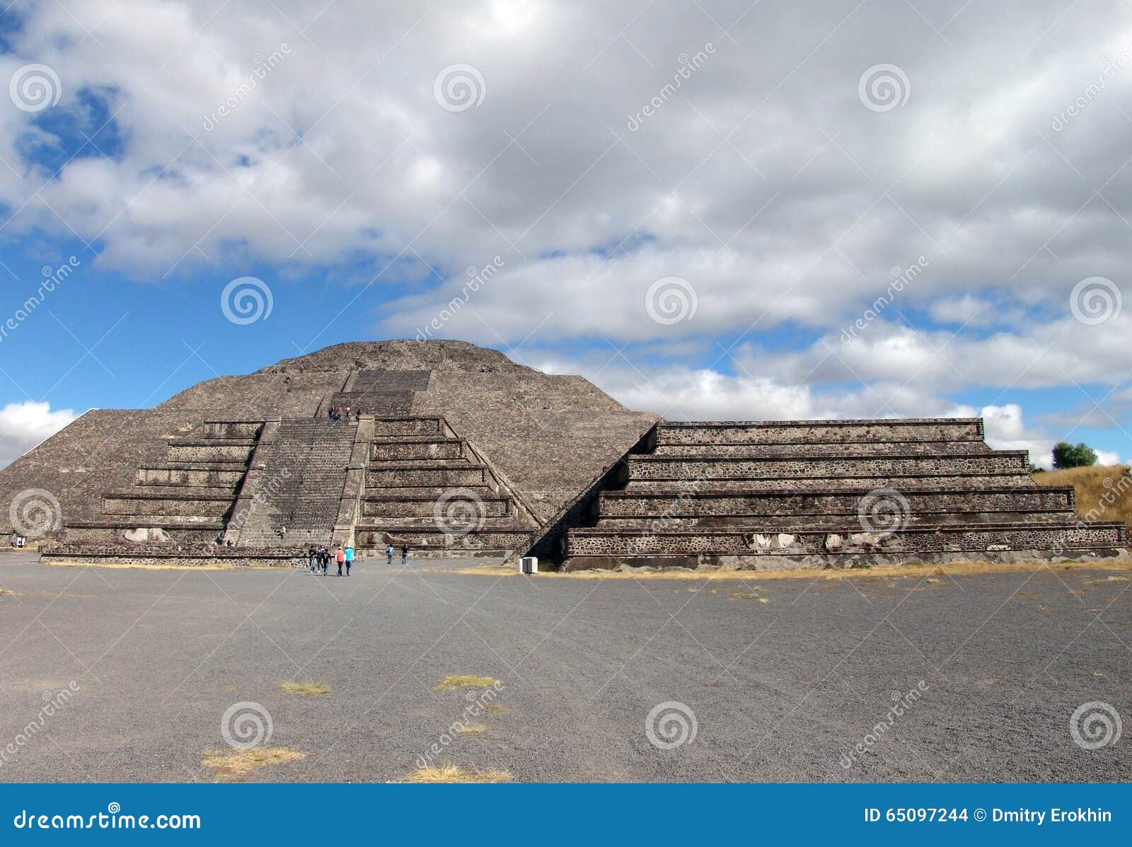Mexico. Teotihuacan Pyramids. Pyramid of the Moon Editorial Stock Image ...