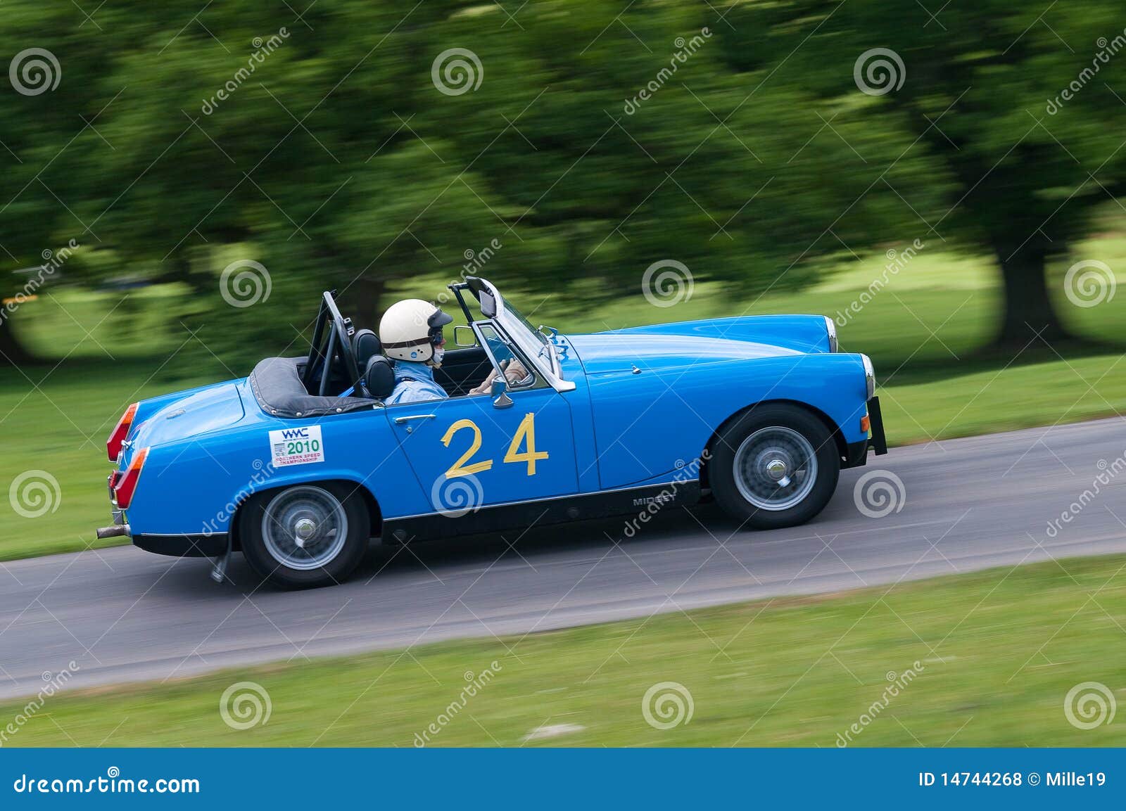 MG Midget editorial stock photo. Image of blue, climb - 14744268