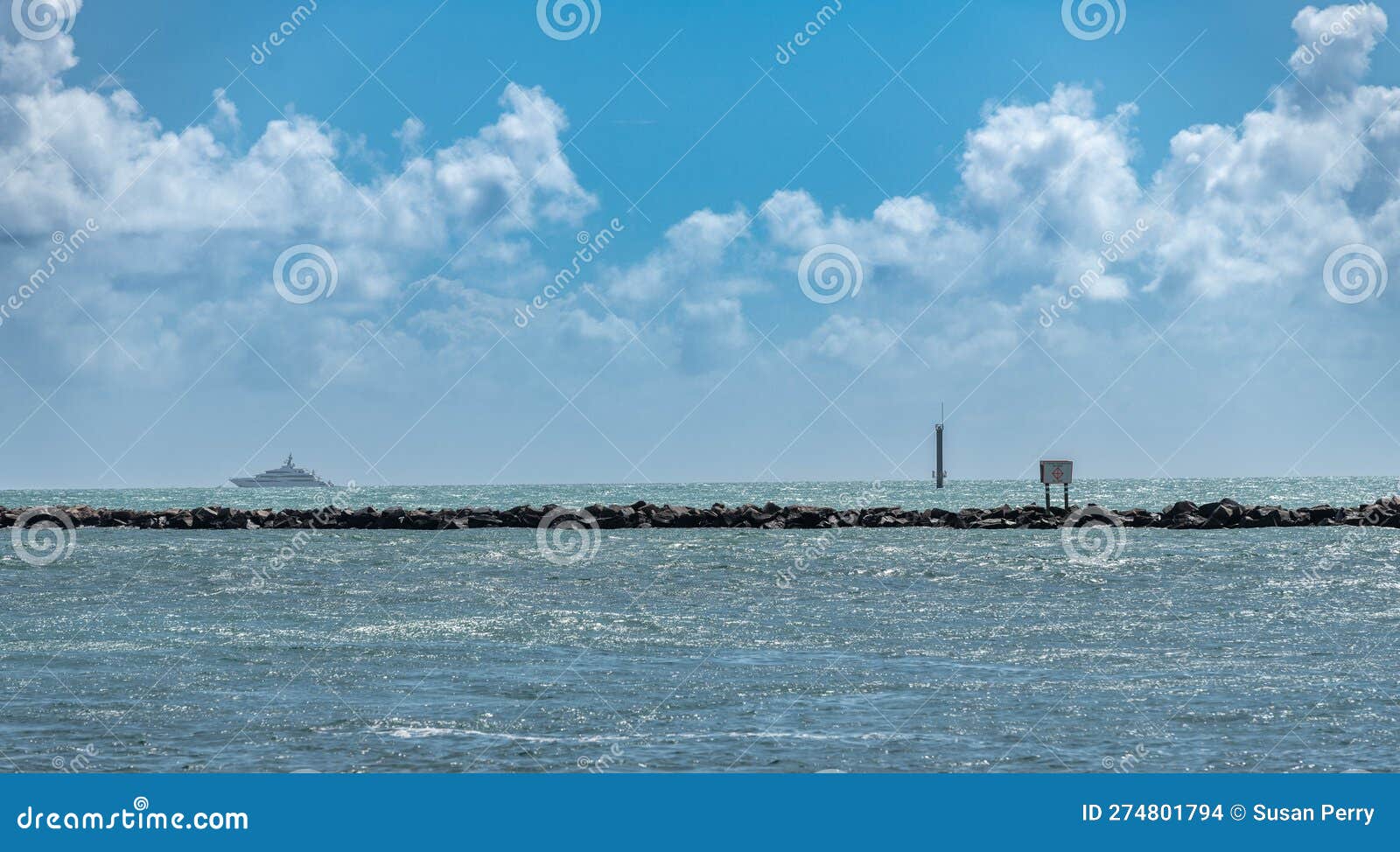 Miami Beach Blue Skies, Atlantic Ocean Stock Photo - Image of blue ...