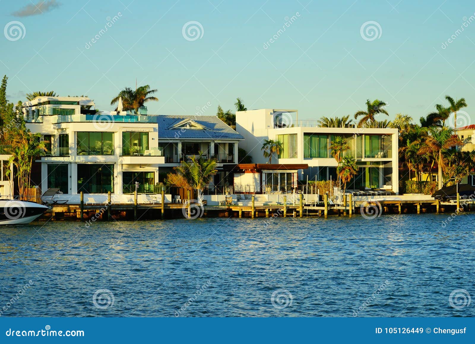 Miami beach house stock image. Image of hotel, dusk - 105126449