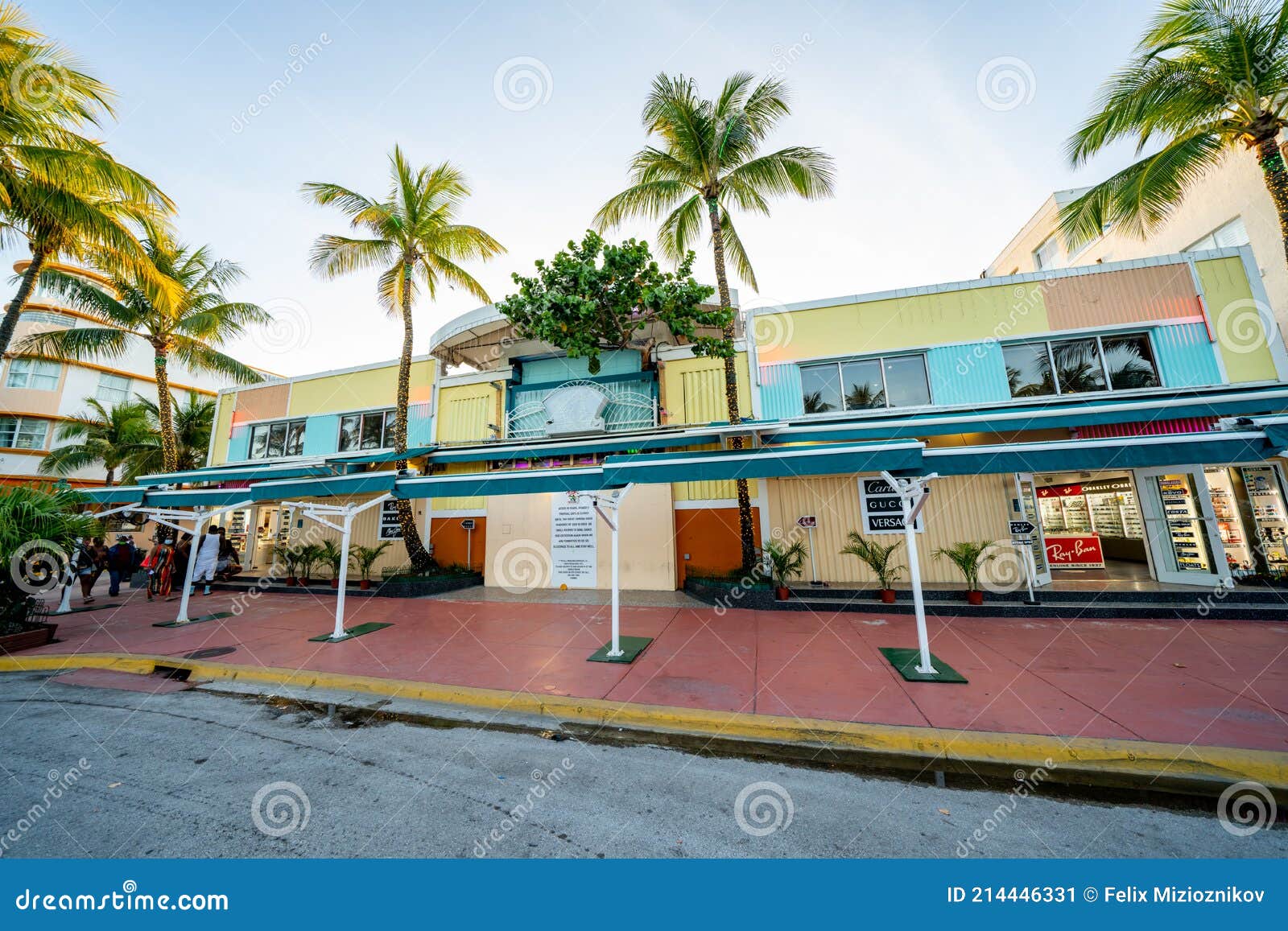 Miami Beach Scene Spring Break 2021 Editorial Photo - Image of social ...