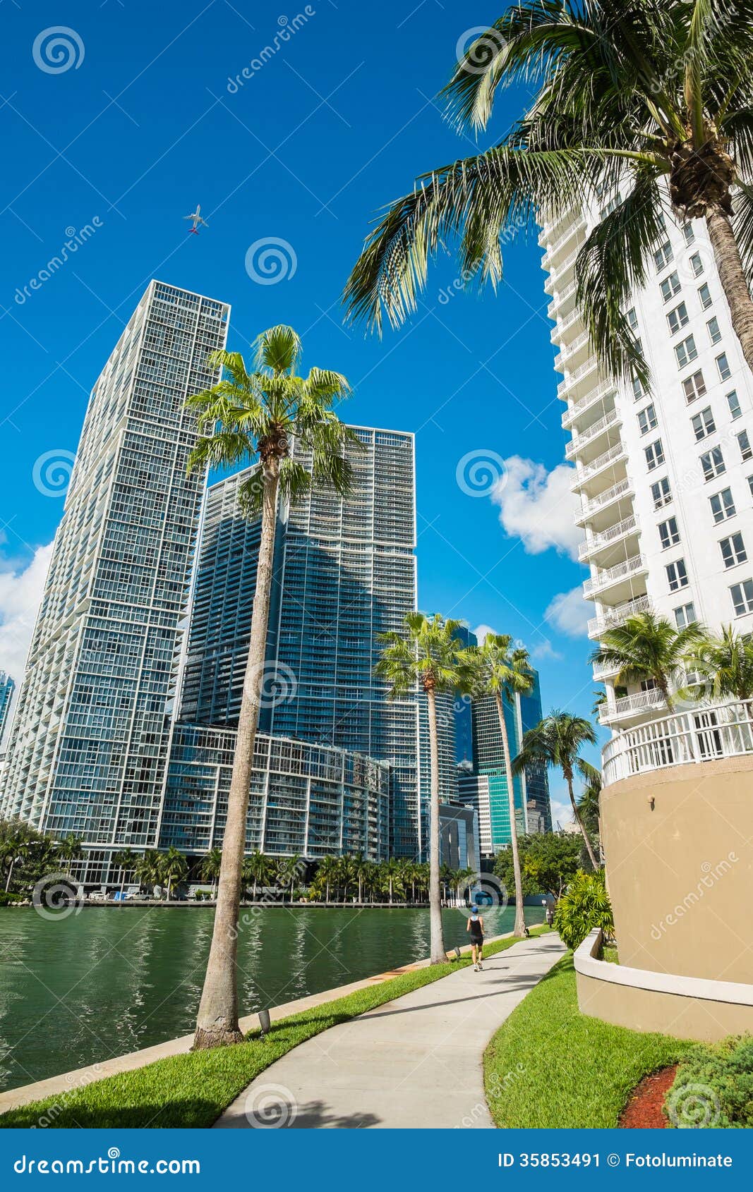 Miami del centro immagine stock. Immagine di baia, florida - 35853491